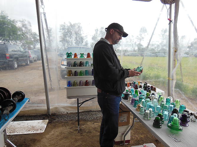 Insulator Shows > Rohde Ranch 2014: Scott Morrell