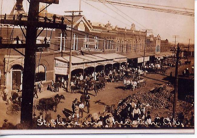 Vintage Photographs > Checotah, OK Open Wire Pole Closeup c.1908