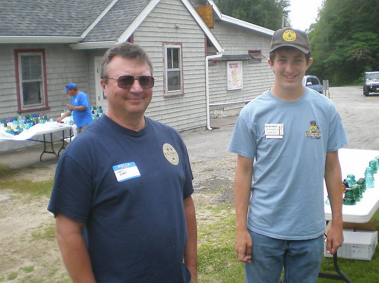 Insulator Shows > Yankee Pole Cat Cub Outing